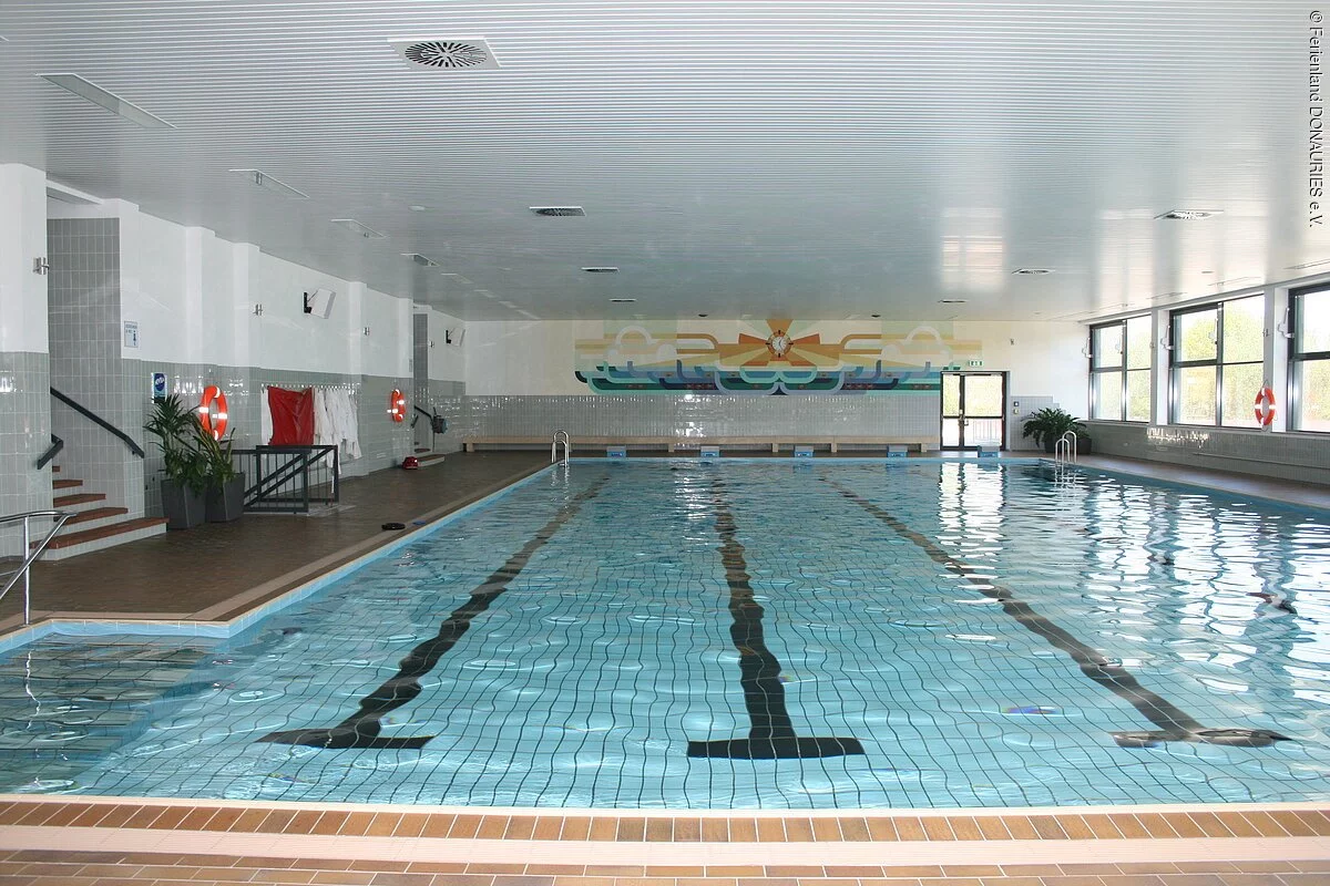 Hallenbad - Ferienland DONAURIES
